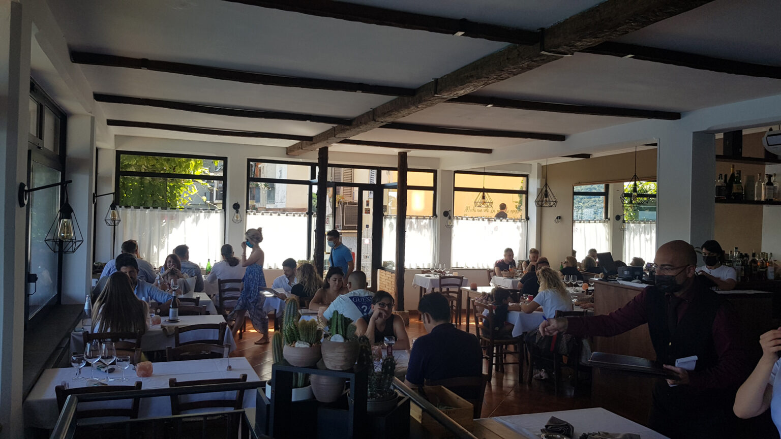 Bucci Restaurant Gallery - Hotel Castel Gandolfo